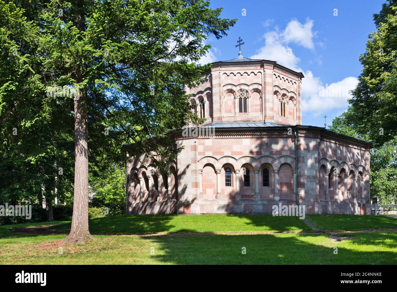 Hrobka crypt hi-res stock photography and images - Alamy