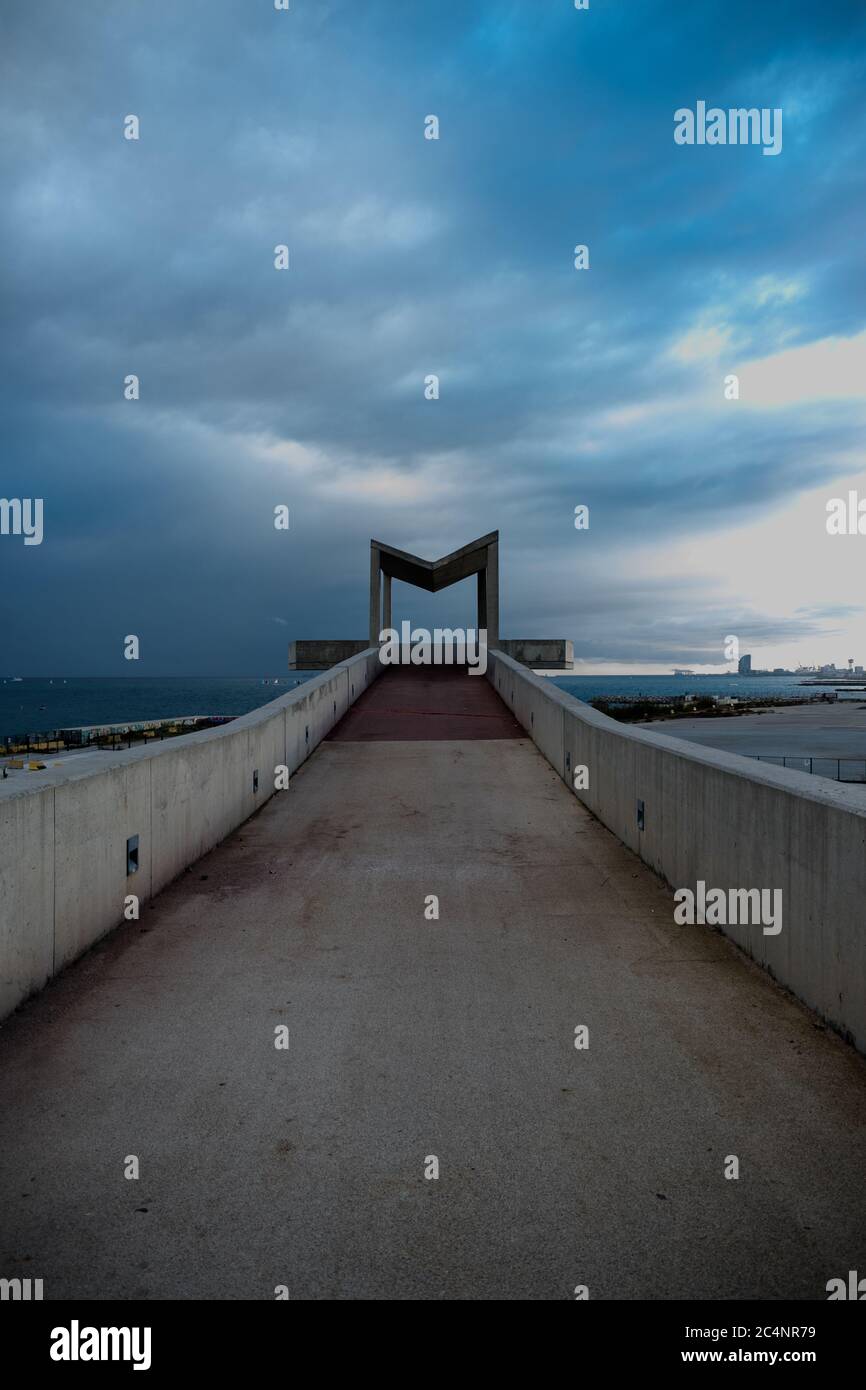 Angular view hi-res stock photography and images - Alamy