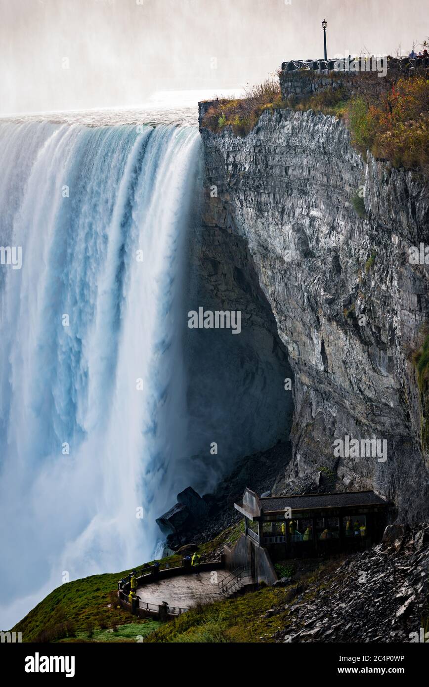 Vertical view of water flowing in Niagara falls, Canada Stock Photo - Alamy