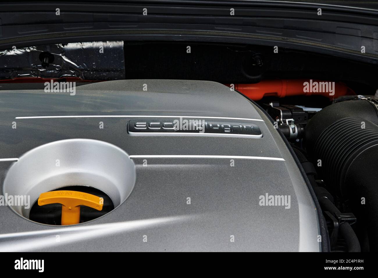 Electric car engine compartment hi-res stock photography and images - Alamy