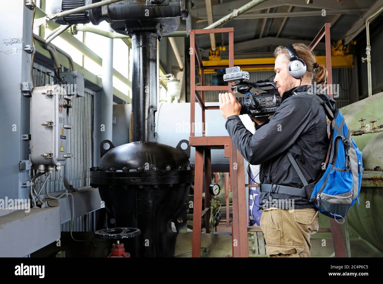 Filming equipment hi-res stock photography and images - Alamy