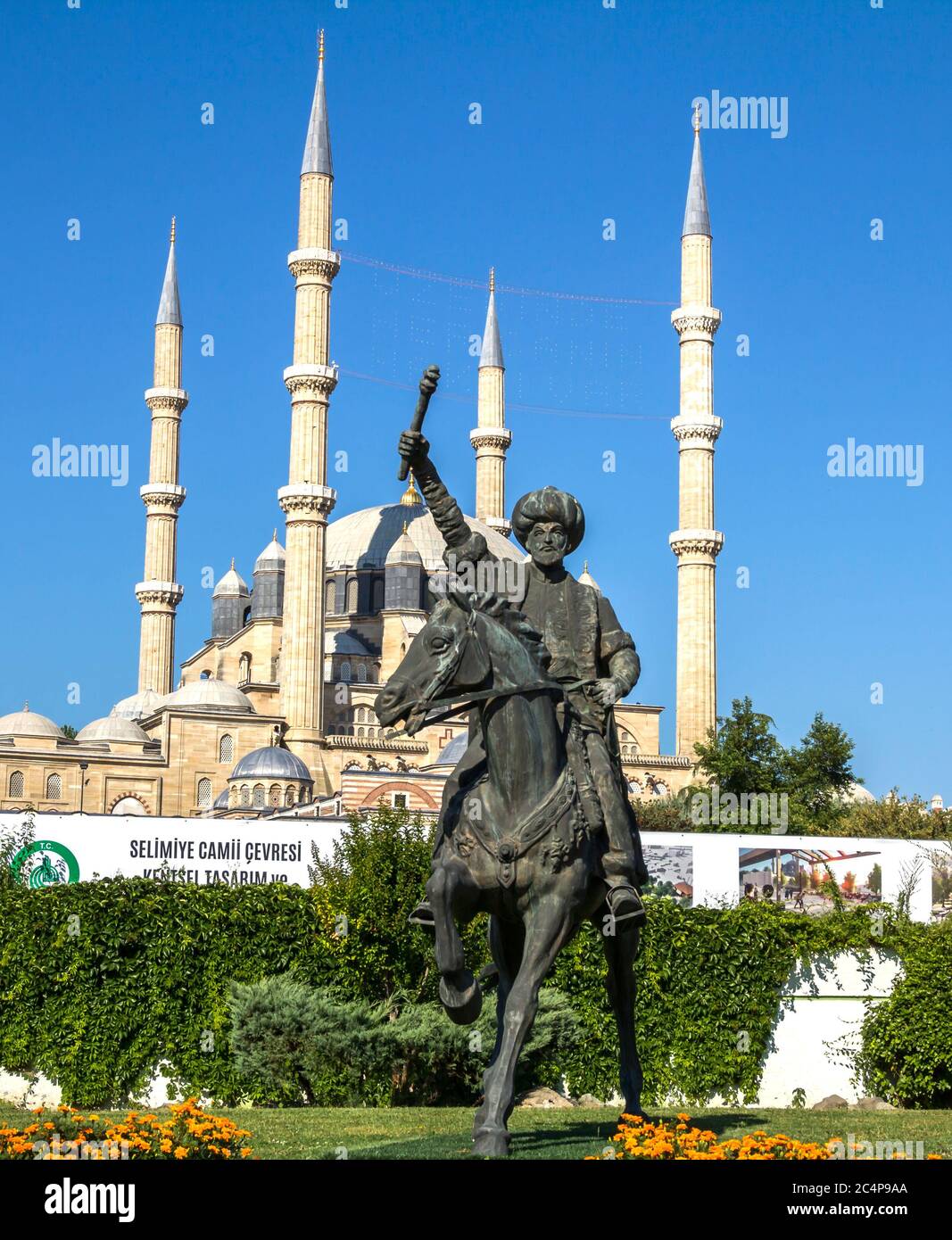 Statue of Fatih Sultan Mehmet and Selimiye Mosque in Edirne, Turkey ...