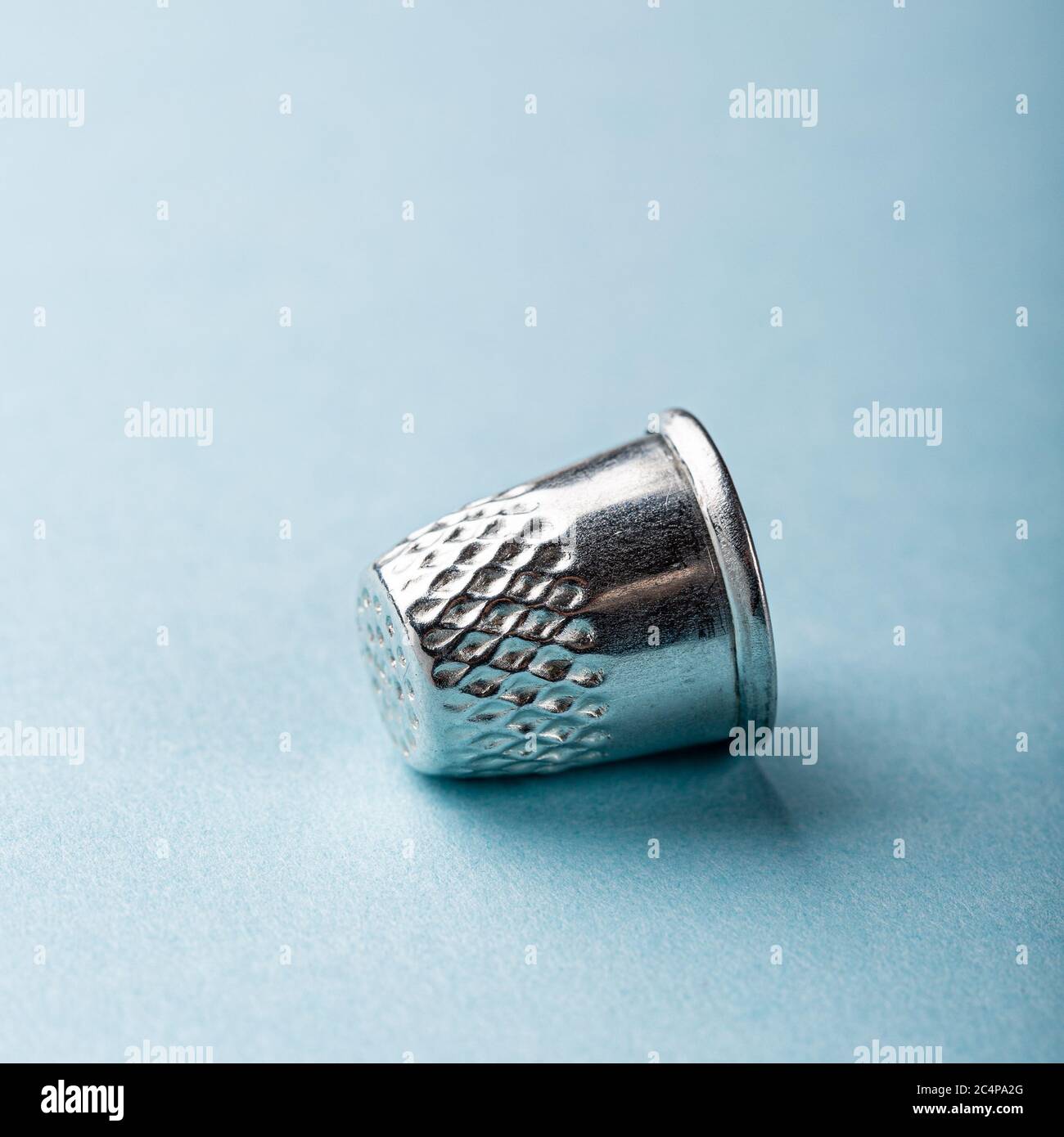 Vintage brass thimble hi-res stock photography and images - Alamy