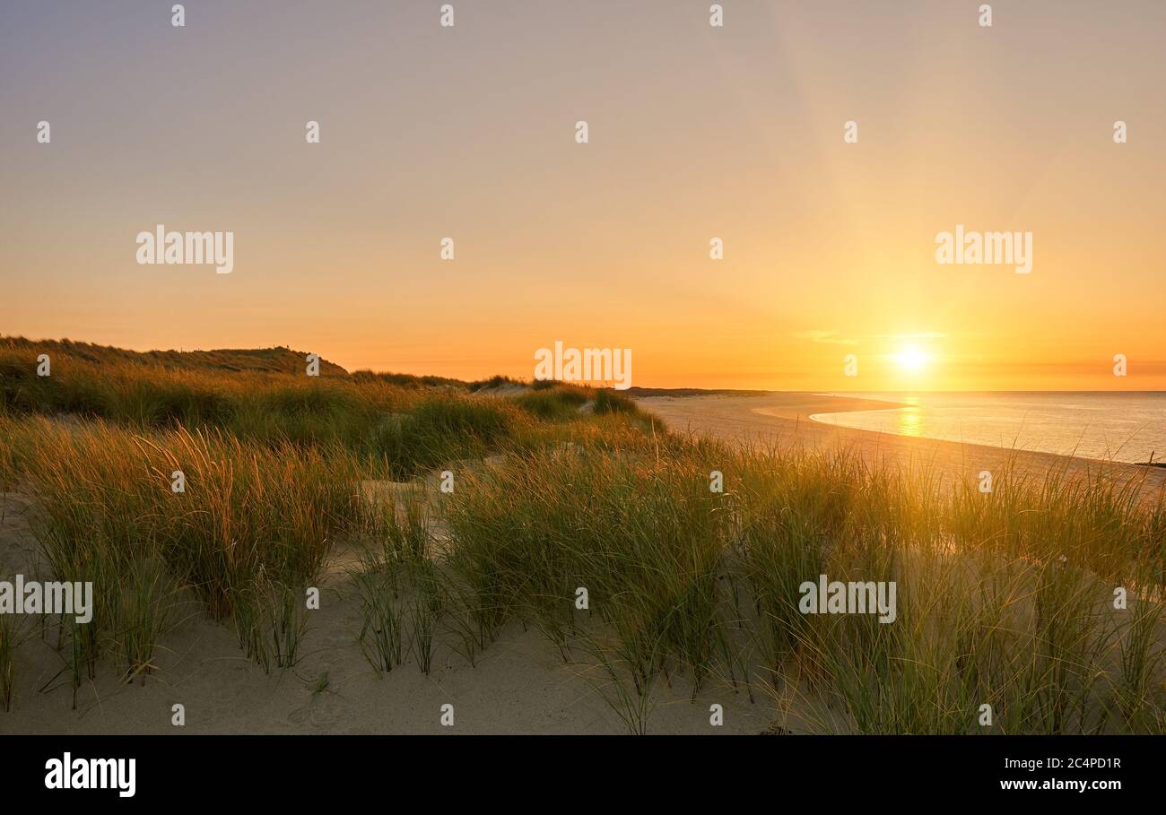 Sunset on a empty Beach on the island Sylt Stock Photo - Alamy