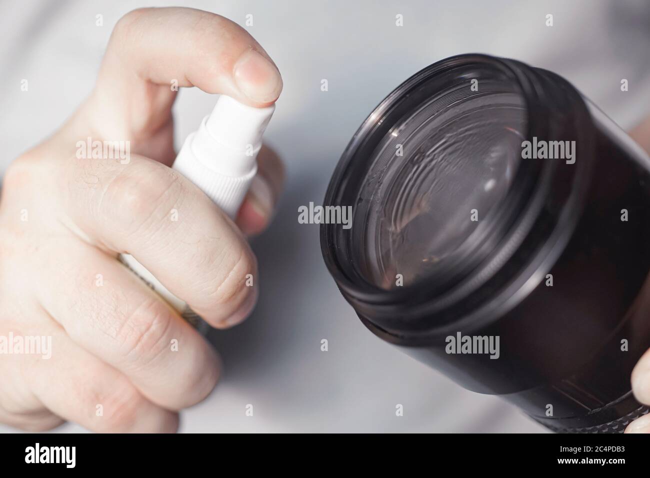 spray for cleaning the lens and lens close-up, cleaning the lens dslr ...