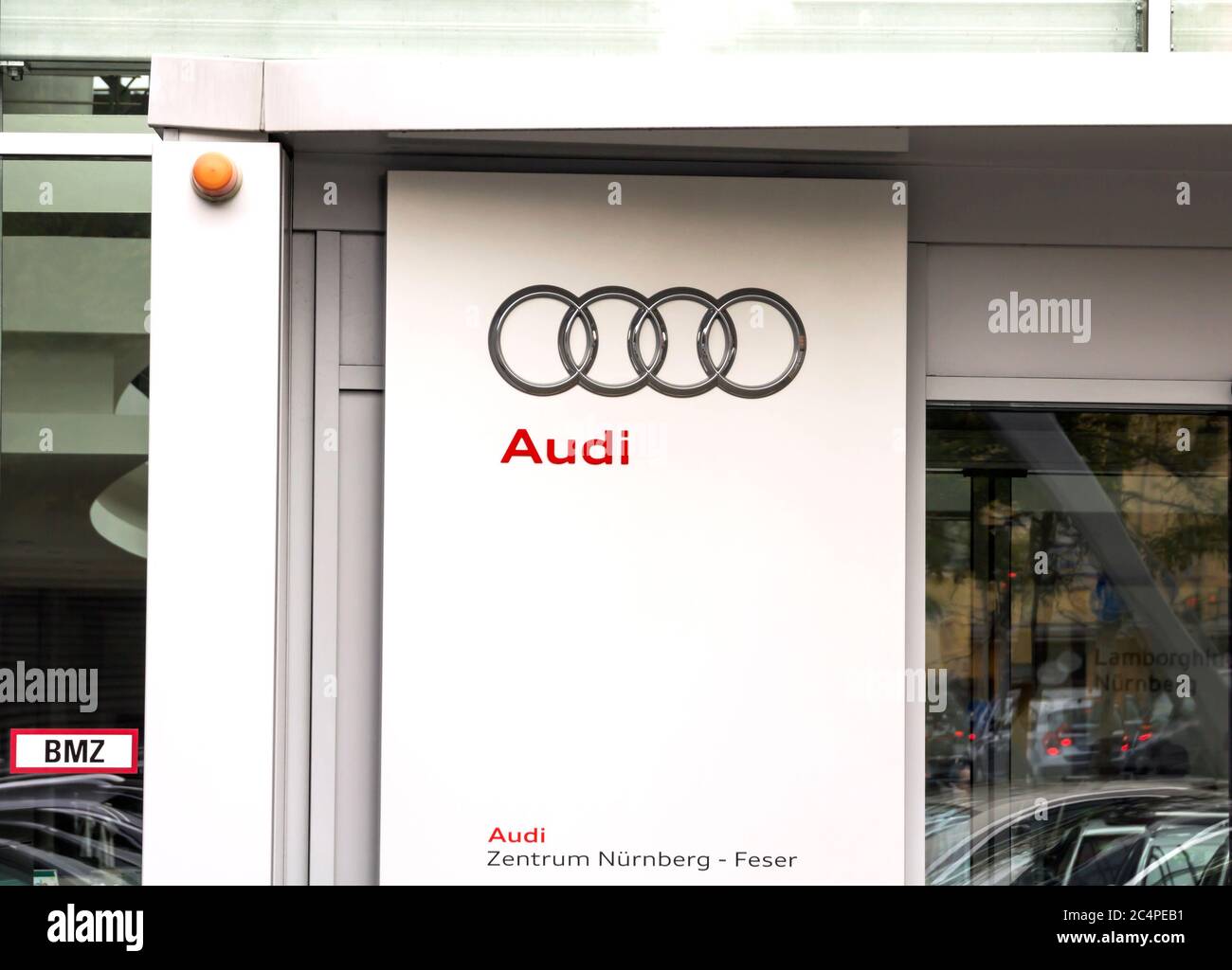 New car logo designs hi-res stock photography and images - Alamy