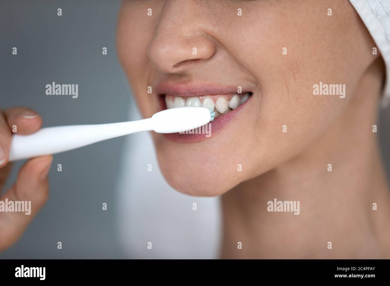 Teeth using hi-res stock photography and images - Alamy