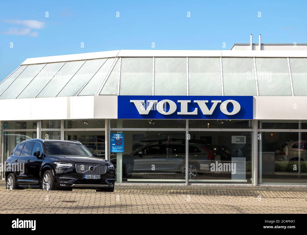 Volvo logotype hi-res stock photography and images - Alamy