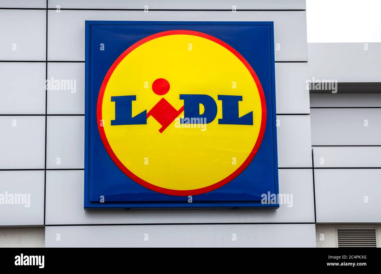 Lidl logo icon hi-res stock photography and images - Alamy