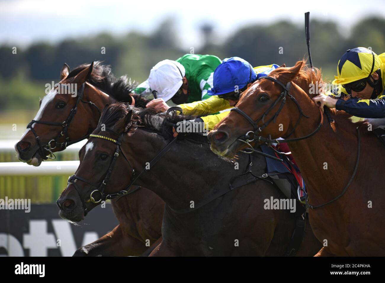 Universal Order and Callum Shepherd (right) winning ahead of El Misk ...