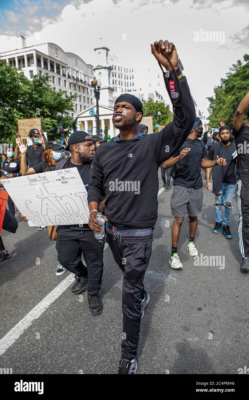 Black lives matter white house hi-res stock photography and images - Alamy
