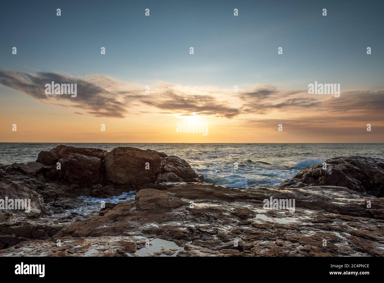 Beautiful tropical beach sunset colorful hi-res stock photography and ...