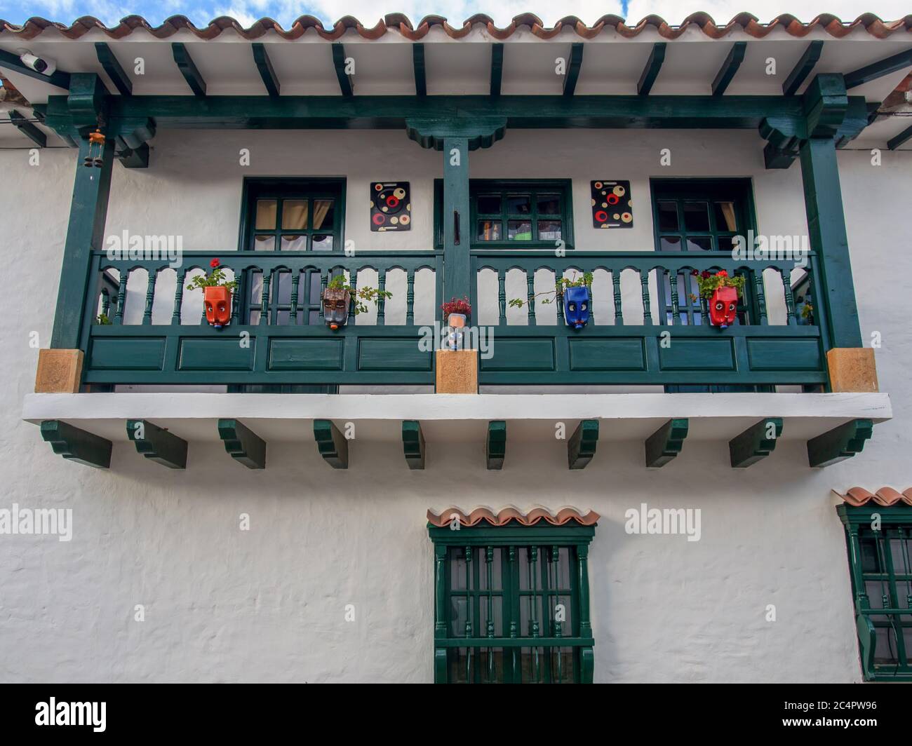 Balcony railing colonial architecture hi-res stock photography and ...