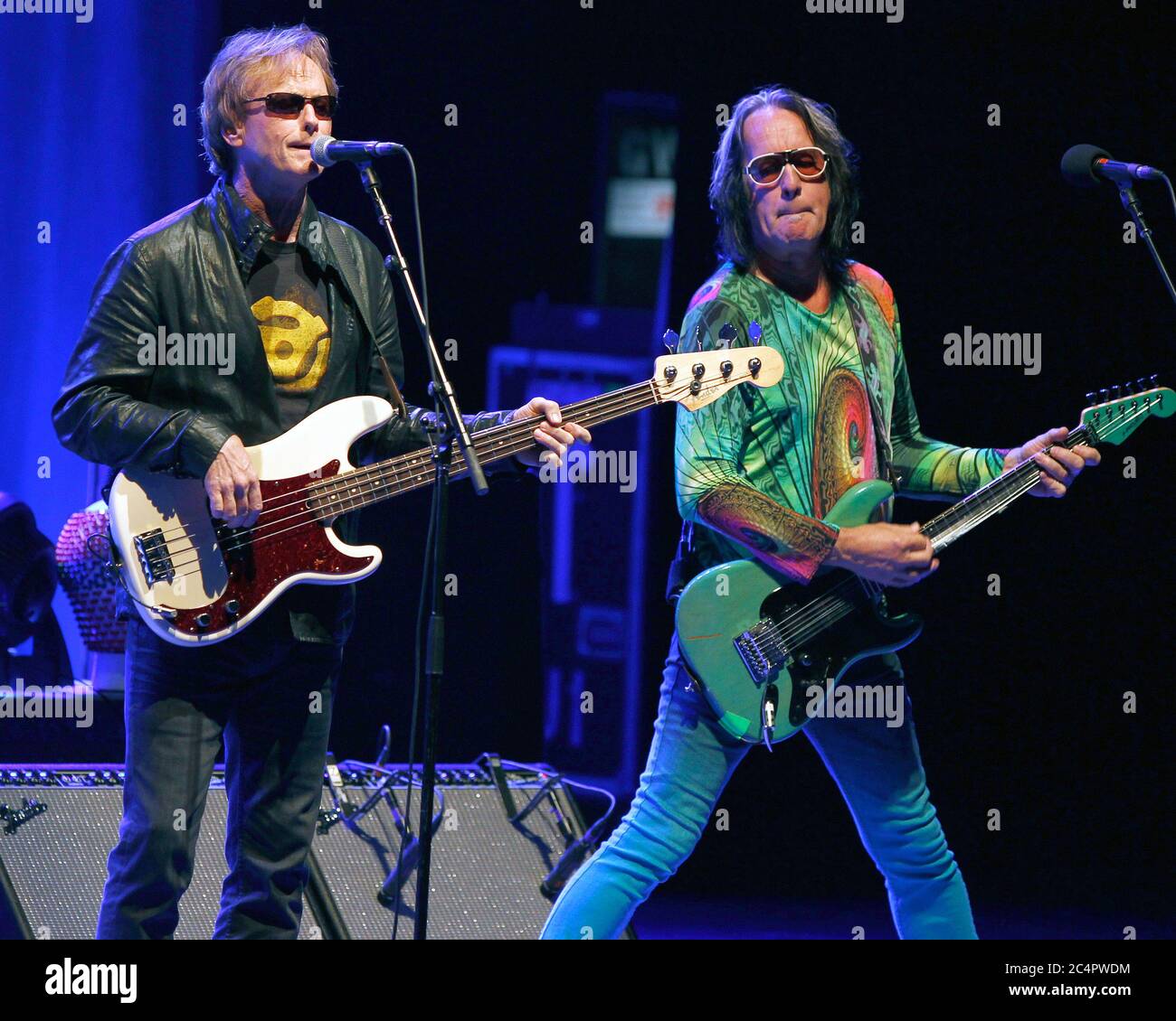 Richard Page and Todd Rundgren (L-R) perform with Ringo Starr and the ...