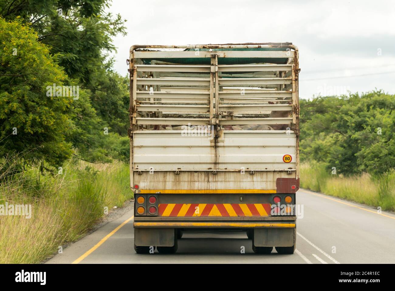 Farm lorry hi-res stock photography and images - Alamy