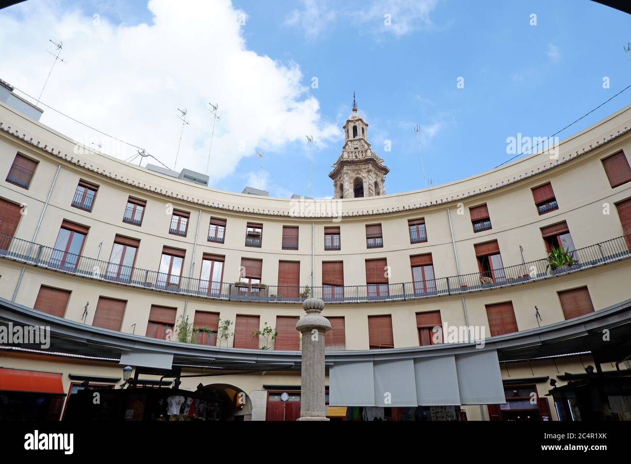 Plaza Redonda, Round square, Valencia downtown, Spain Stock Photo - Alamy