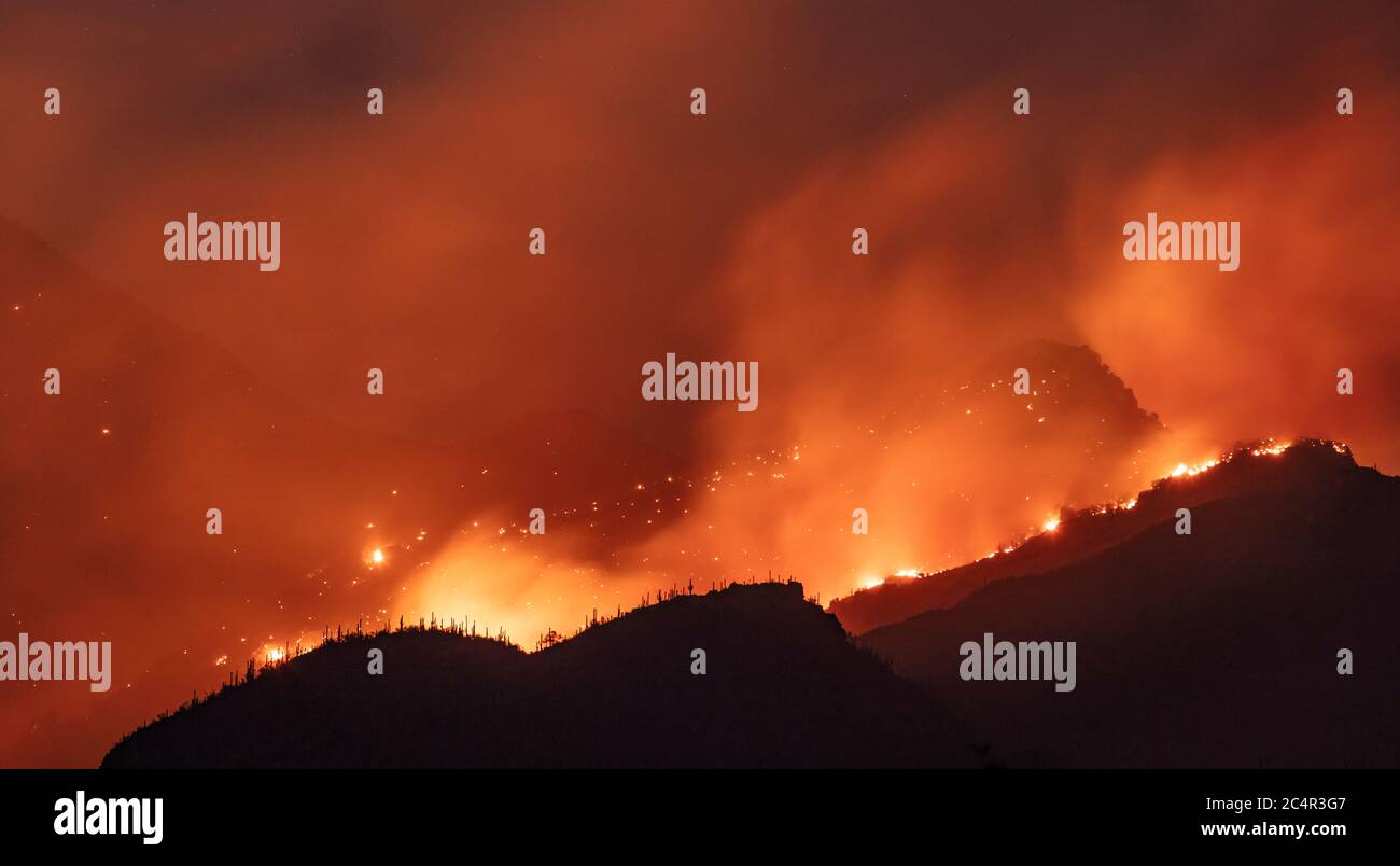 Tucson arizona forest fire hi-res stock photography and images - Alamy