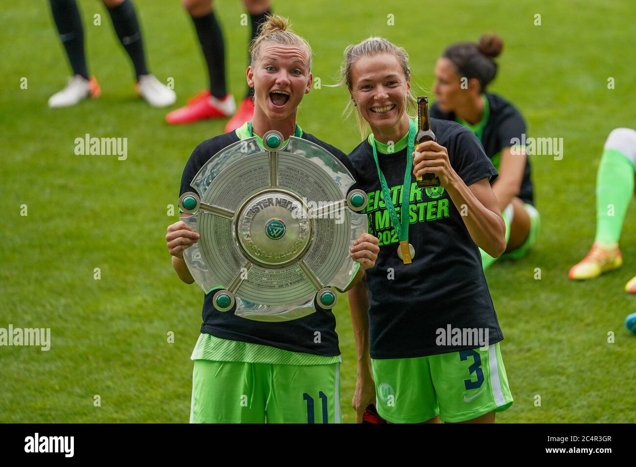 Alexandra popp germany celebrate hi-res stock photography and images ...