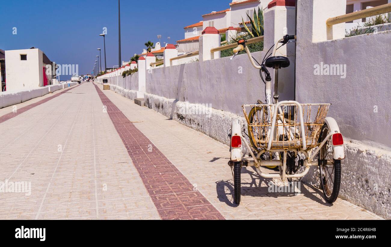 Three wheel tricycle hi-res stock photography and images - Alamy
