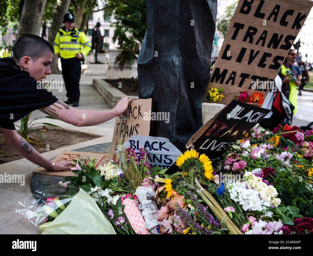 Transgender memorial hi-res stock photography and images - Alamy