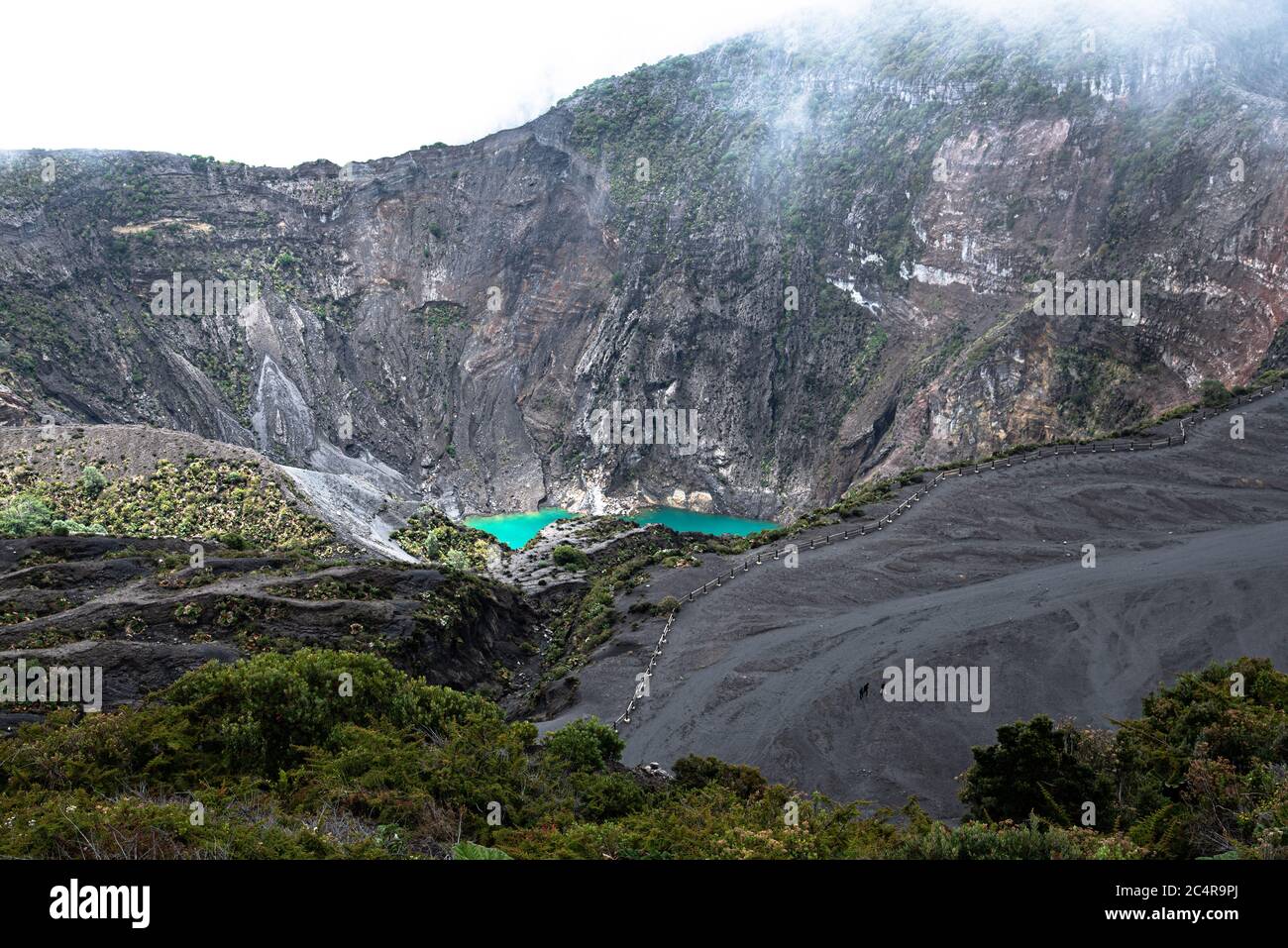 Crater lagoon hi-res stock photography and images - Alamy