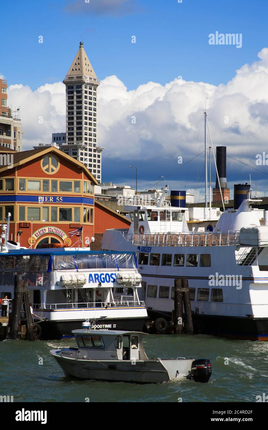 Tour Boats at Pier 55, Seattle, Washington State, USA Stock Photo - Alamy