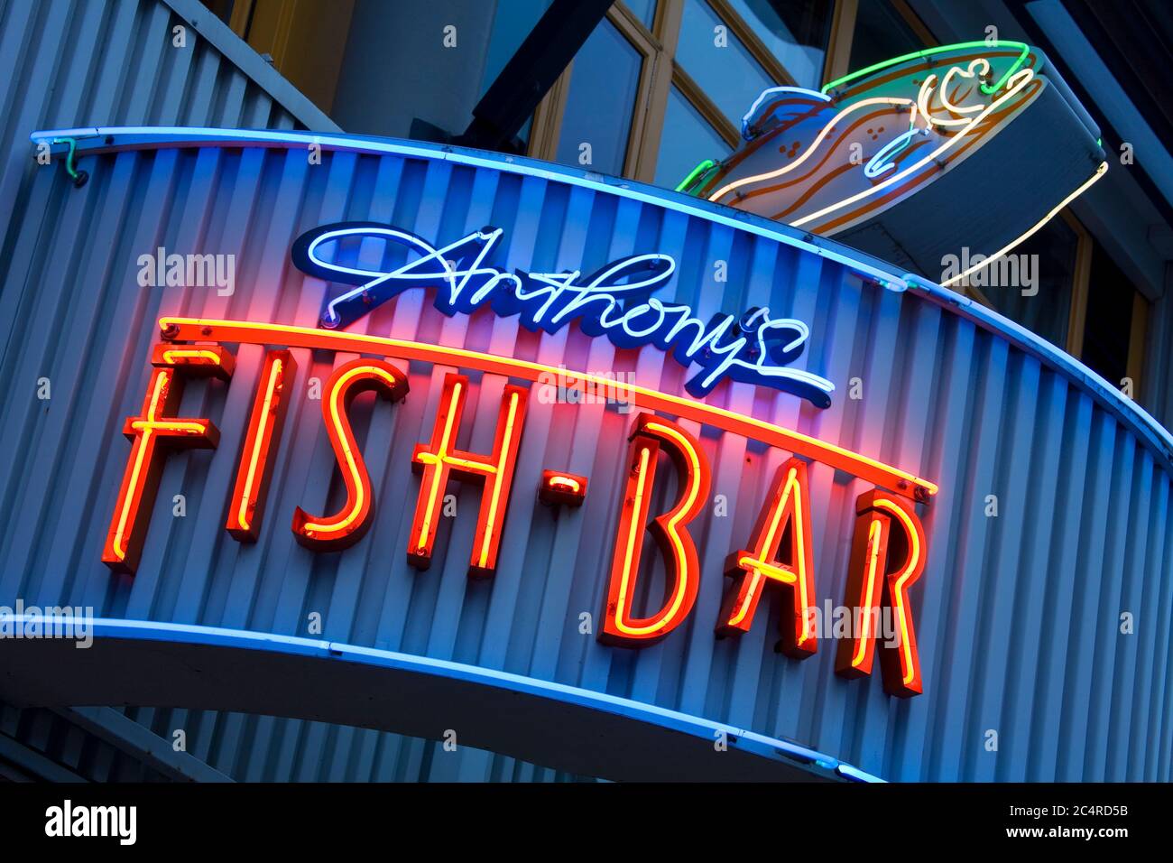 Seattle seafood restaurant hi-res stock photography and images - Alamy