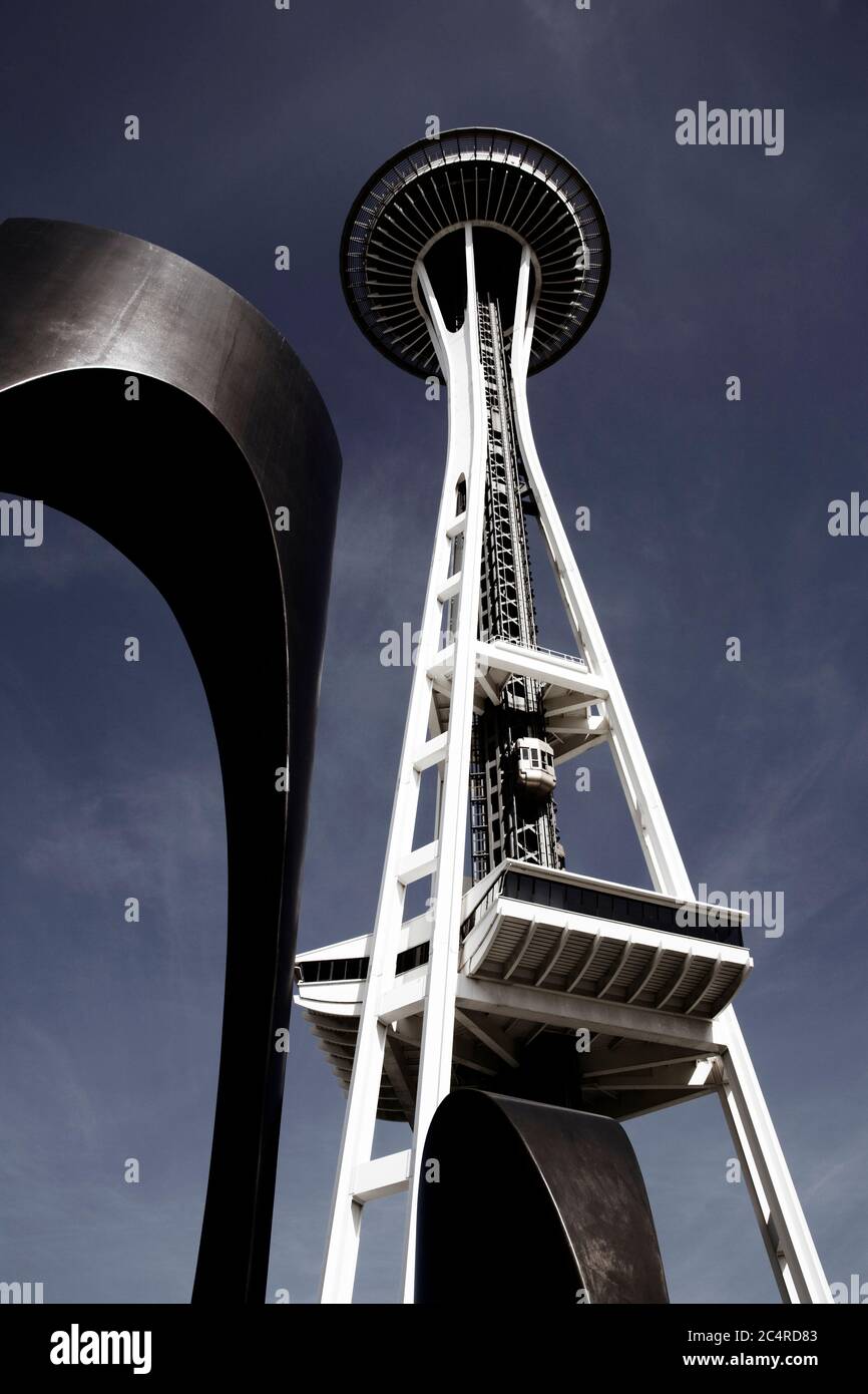 Space Needle & Moon Gates sculpture by Dorris Chase, Seattle Center ...
