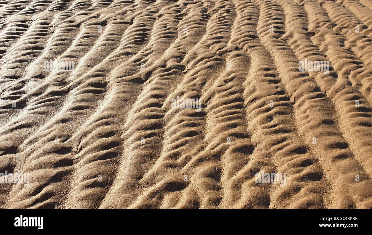 Textured beach sand ridges hi-res stock photography and images - Alamy