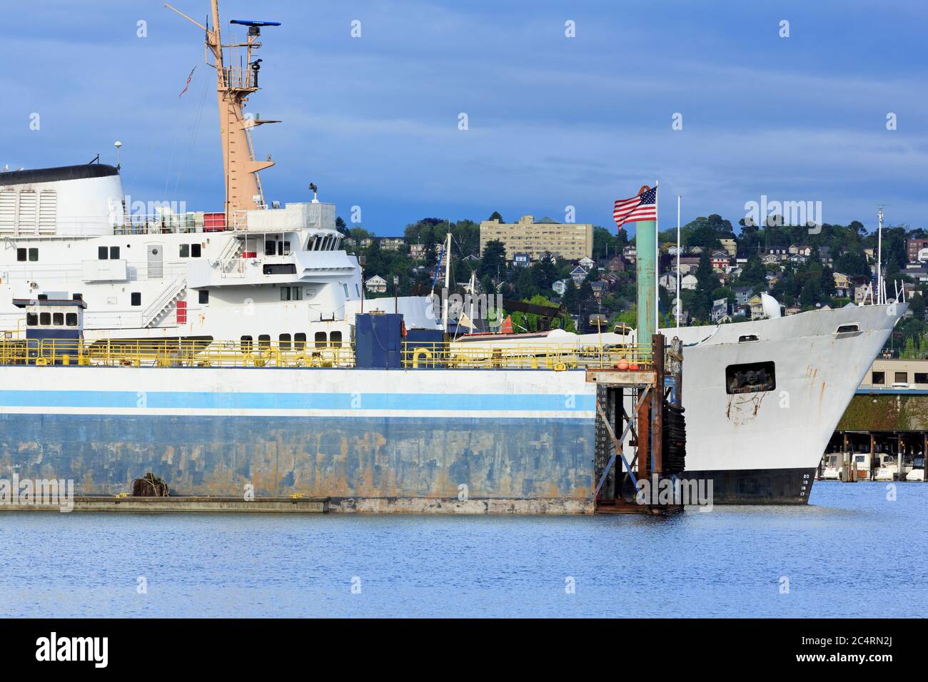 Seattle shipyard hi-res stock photography and images - Alamy
