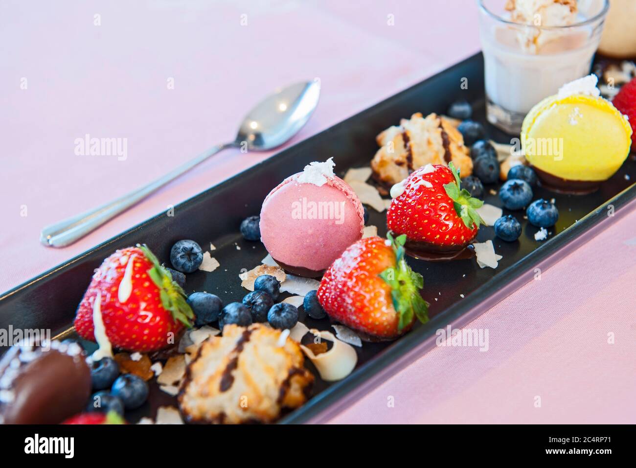 Iceland frozen food plate hi-res stock photography and images - Alamy