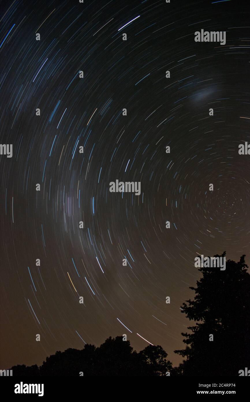 Long exposure of stars hi-res stock photography and images - Alamy