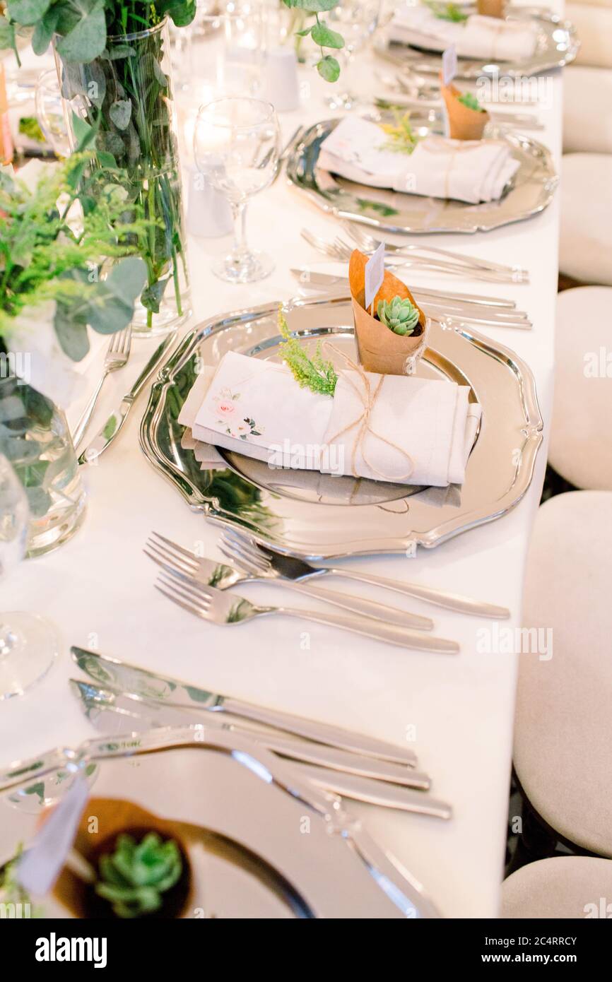 wedding dining table. Rustic wedding Stock Photo - Alamy