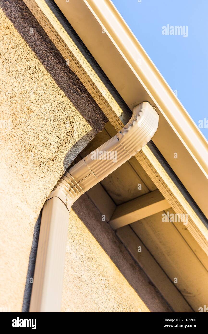 Installing gutters hi-res stock photography and images - Alamy
