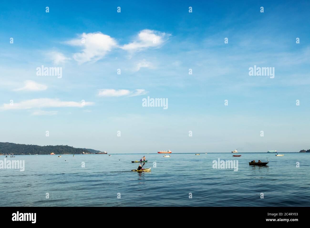 Kota kinabalu city mosque at likas bay hi-res stock photography and ...