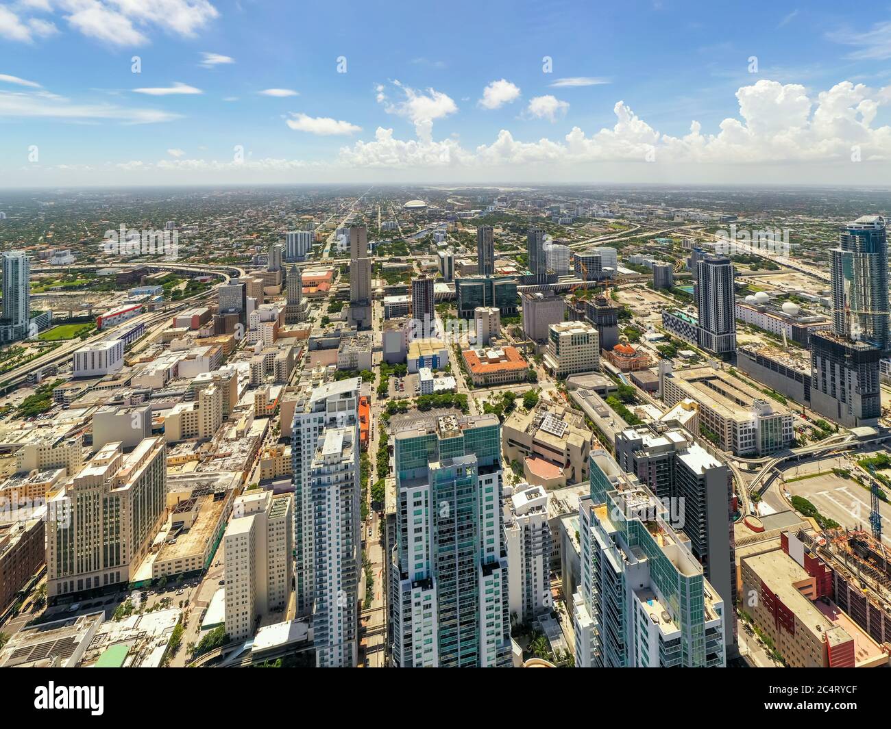 Downtown Miami skyline above the buildings Stock Photo - Alamy Downtown Miami skyline above the buildings Stock Photo - Alamy