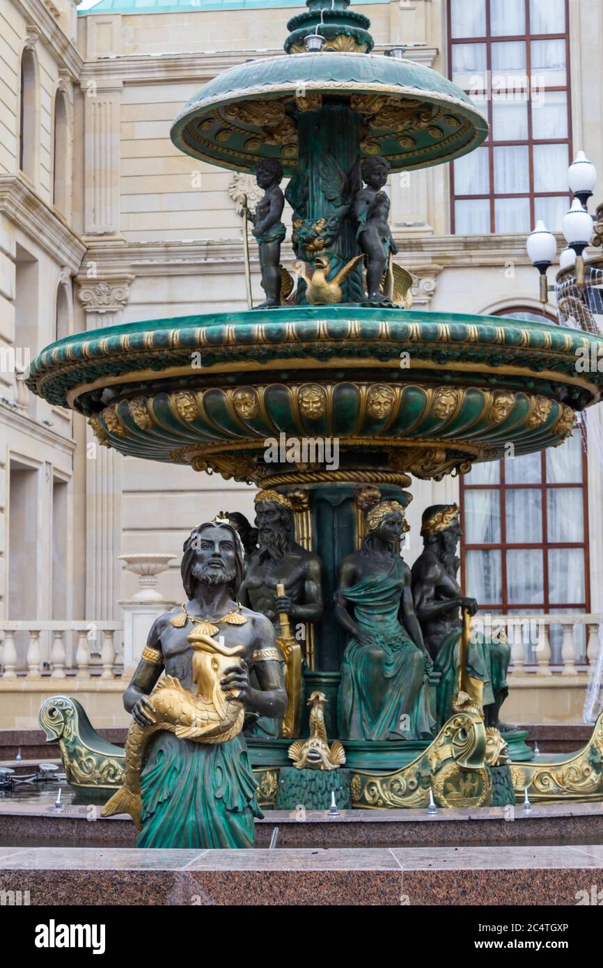 History sculpture historical monuments art hi-res stock photography and ...