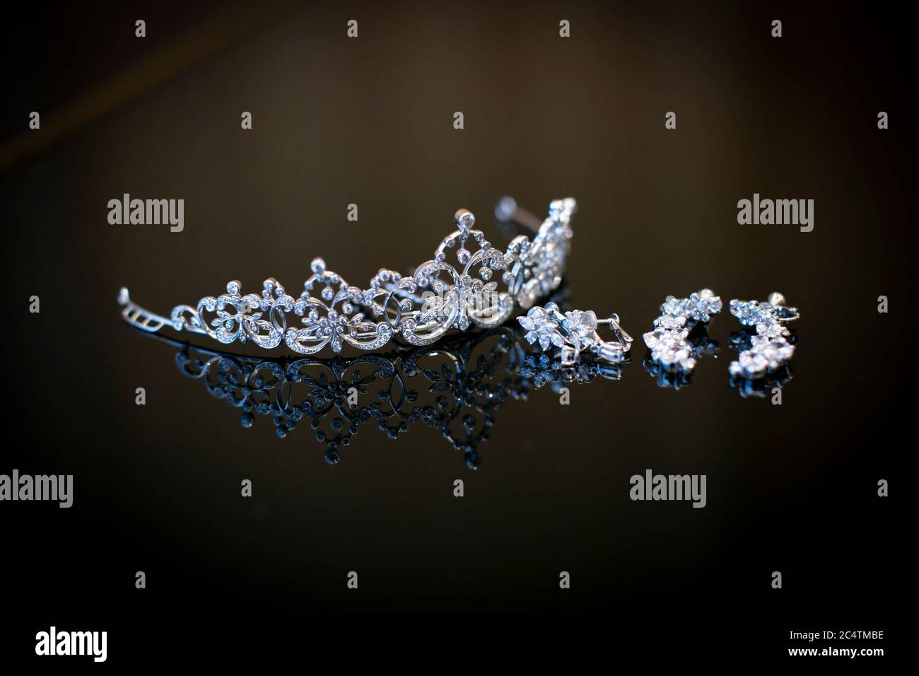 Tiarra hi-res stock photography and images - Alamy