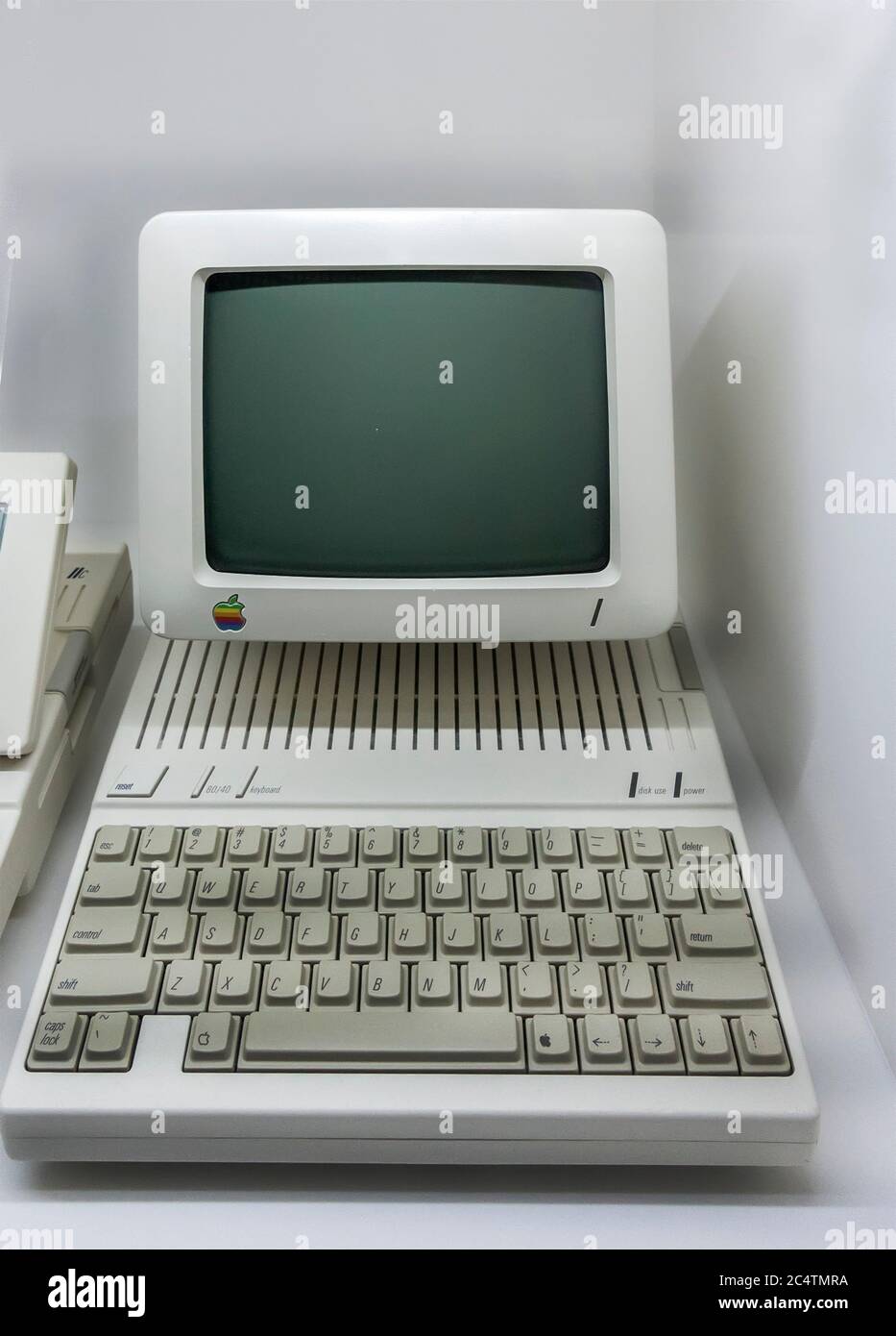 Computer hi-res stock photography and images - Alamy