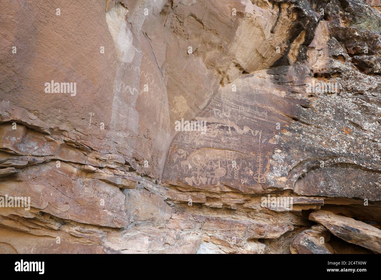 Ancient Native American Indian rock art petroglyph panel Utah 1497 ...