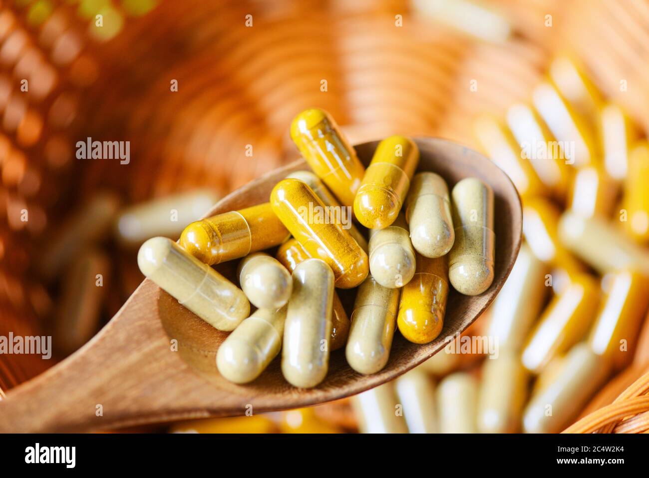 Herbal capsules from herbs healthy lifestyle / Herbal medicine extract ...