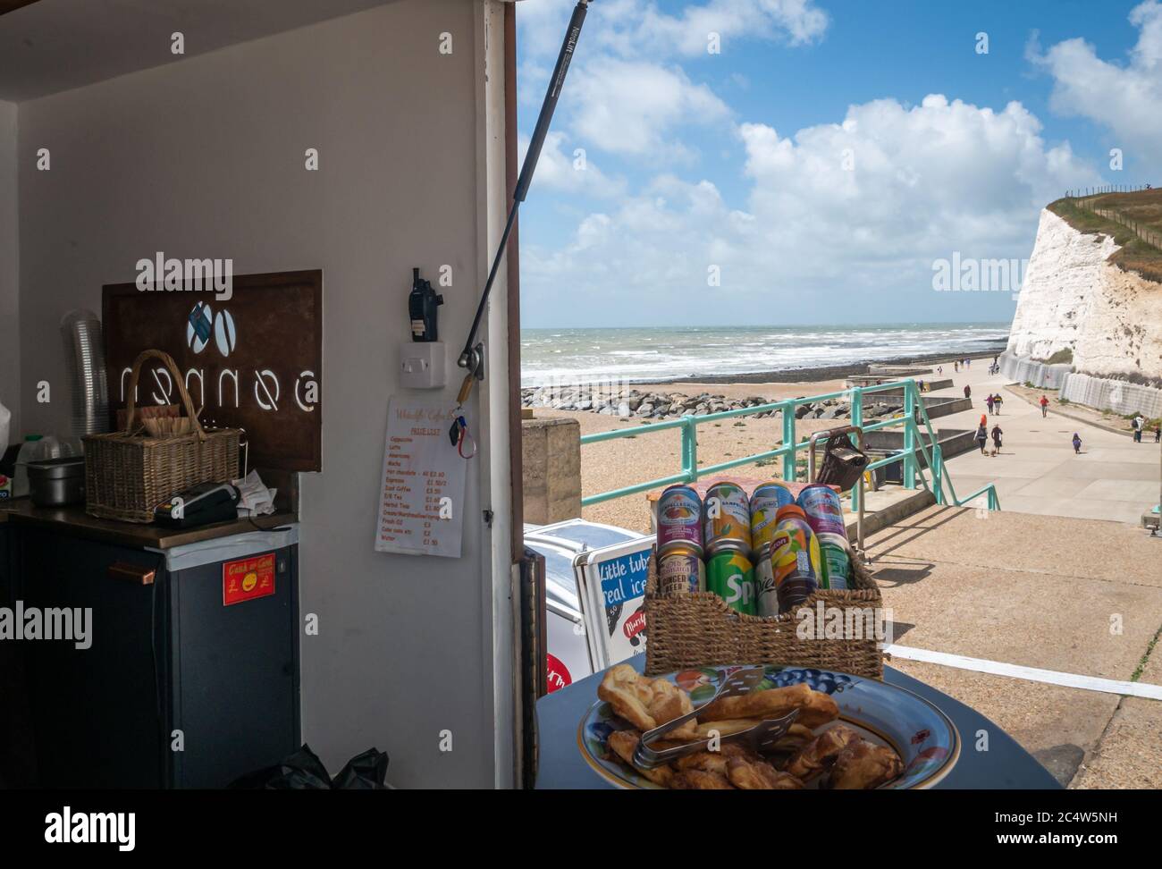 Beach side refreshments kiosk Stock Photo - Alamy