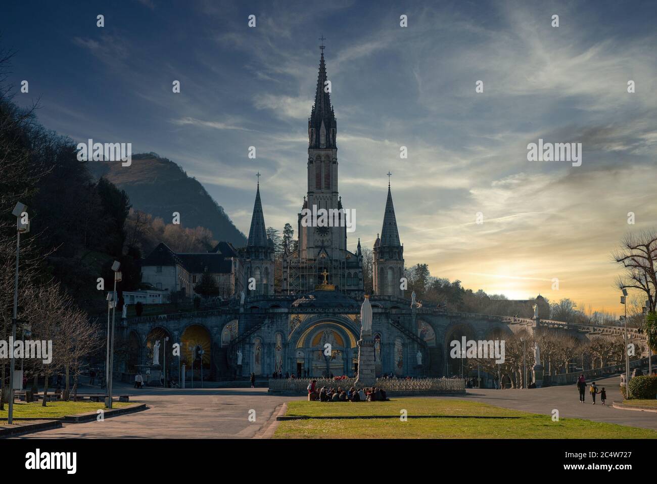 View of the basilica of Lourdes city, Pyrenees, France Stock Photo - Alamy