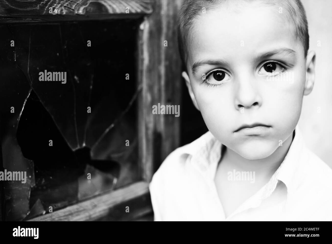 portrait of a sad boy Stock Photo - Alamy