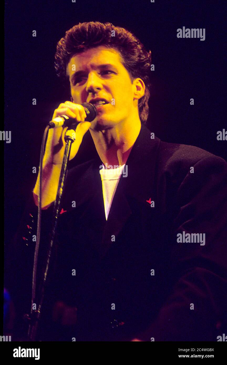 Simon Climie from Climie Fisher live at the Dominion. London, November ...
