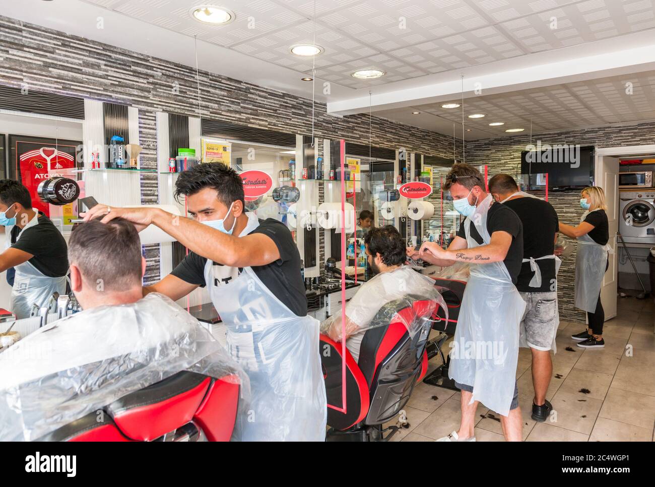 Turkish barbers hi-res stock photography and images - Alamy