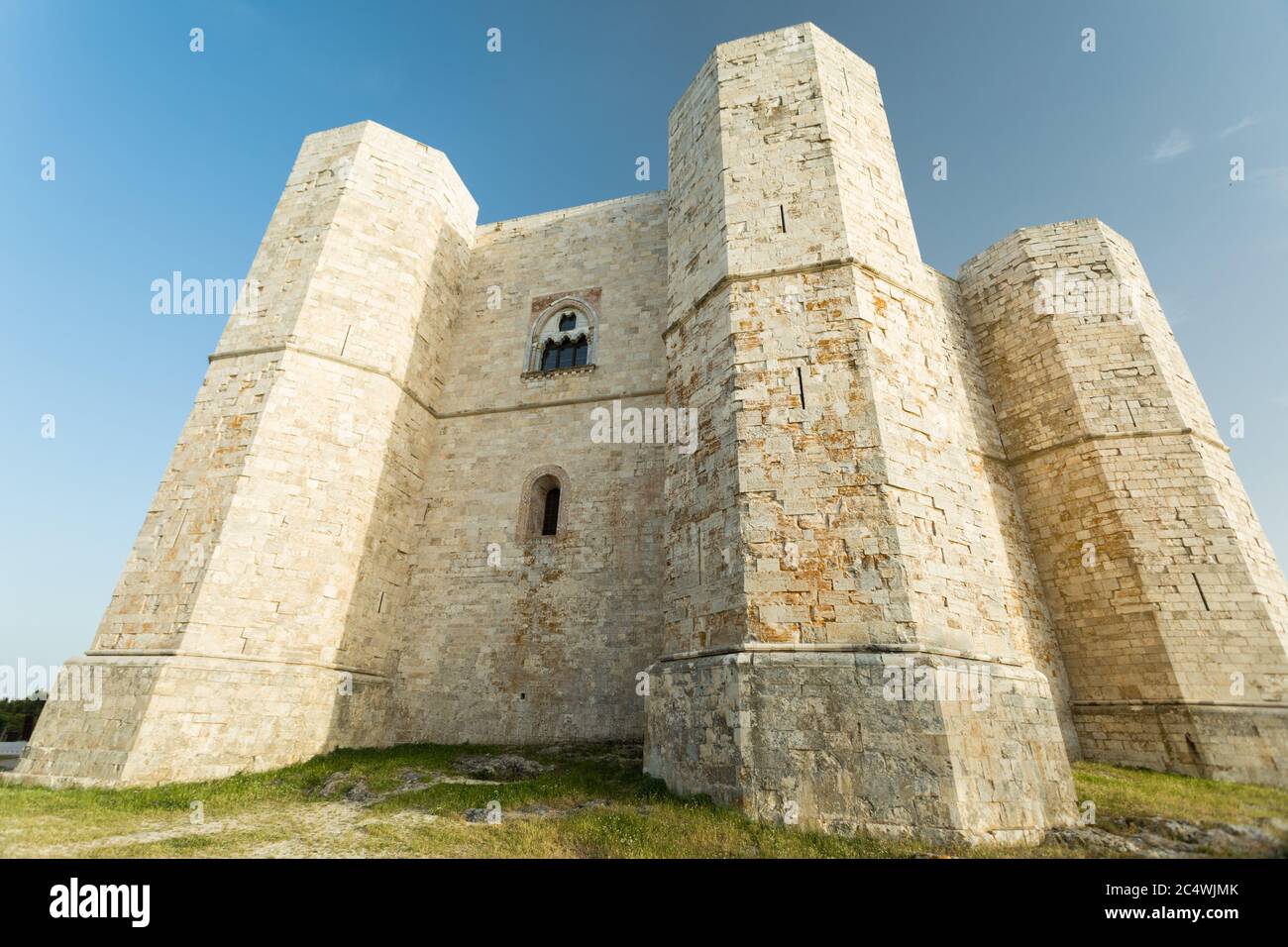 Ancient fortress of Castel del Monte, Italy Stock Photo - Alamy