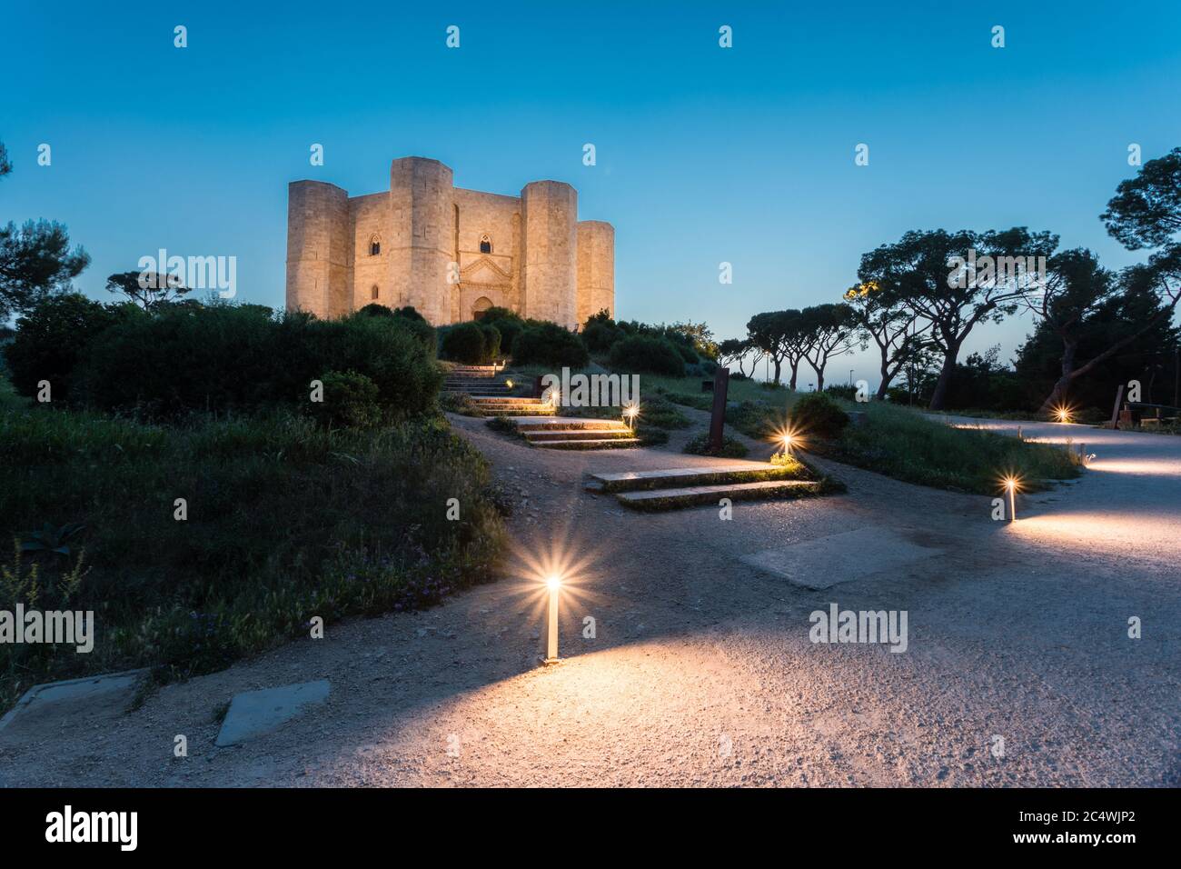 Ancient fortress of Castel del Monte, Italy Stock Photo - Alamy