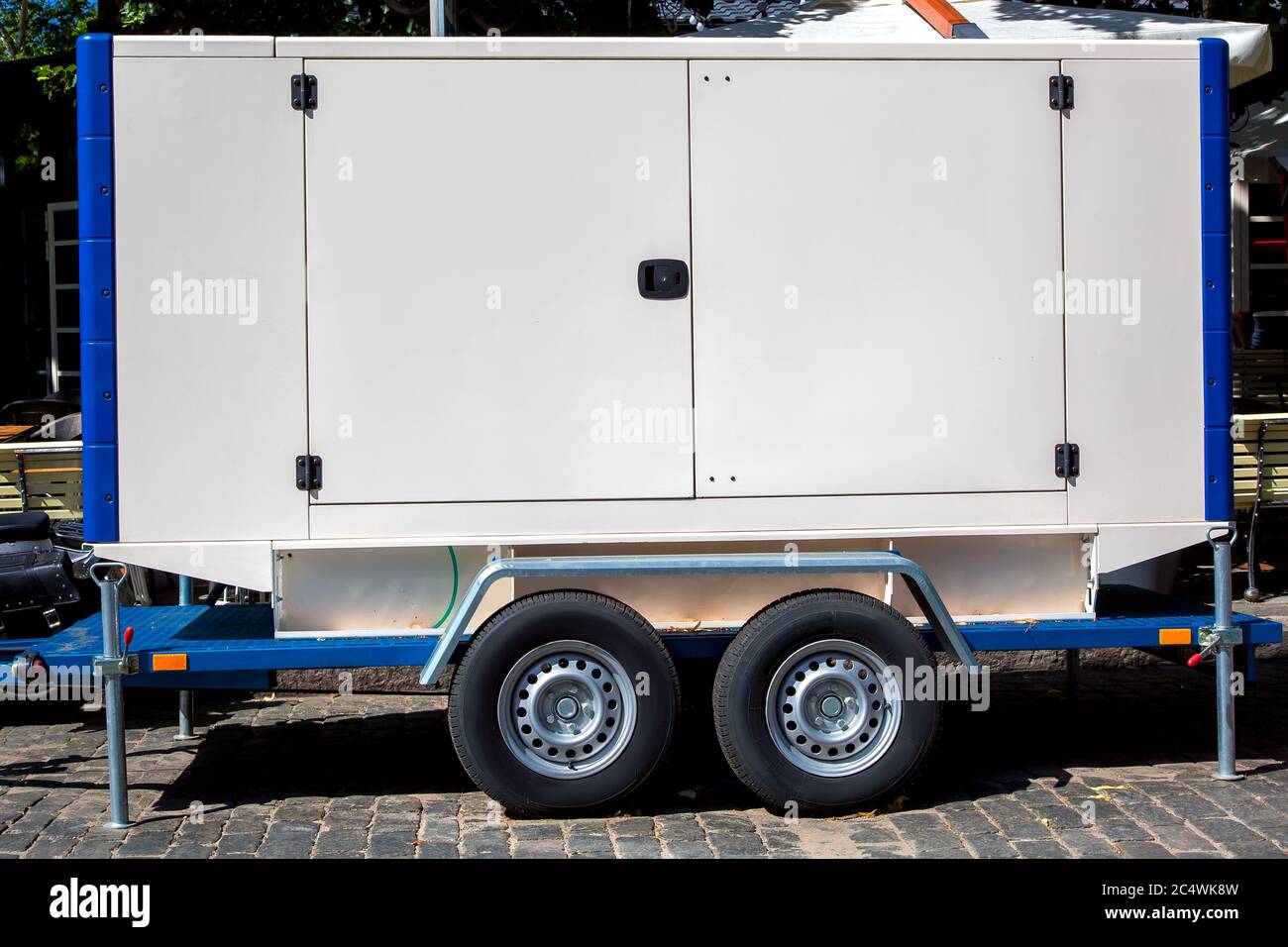 Mobile electric power generator for emergency situations, outdoor on ...