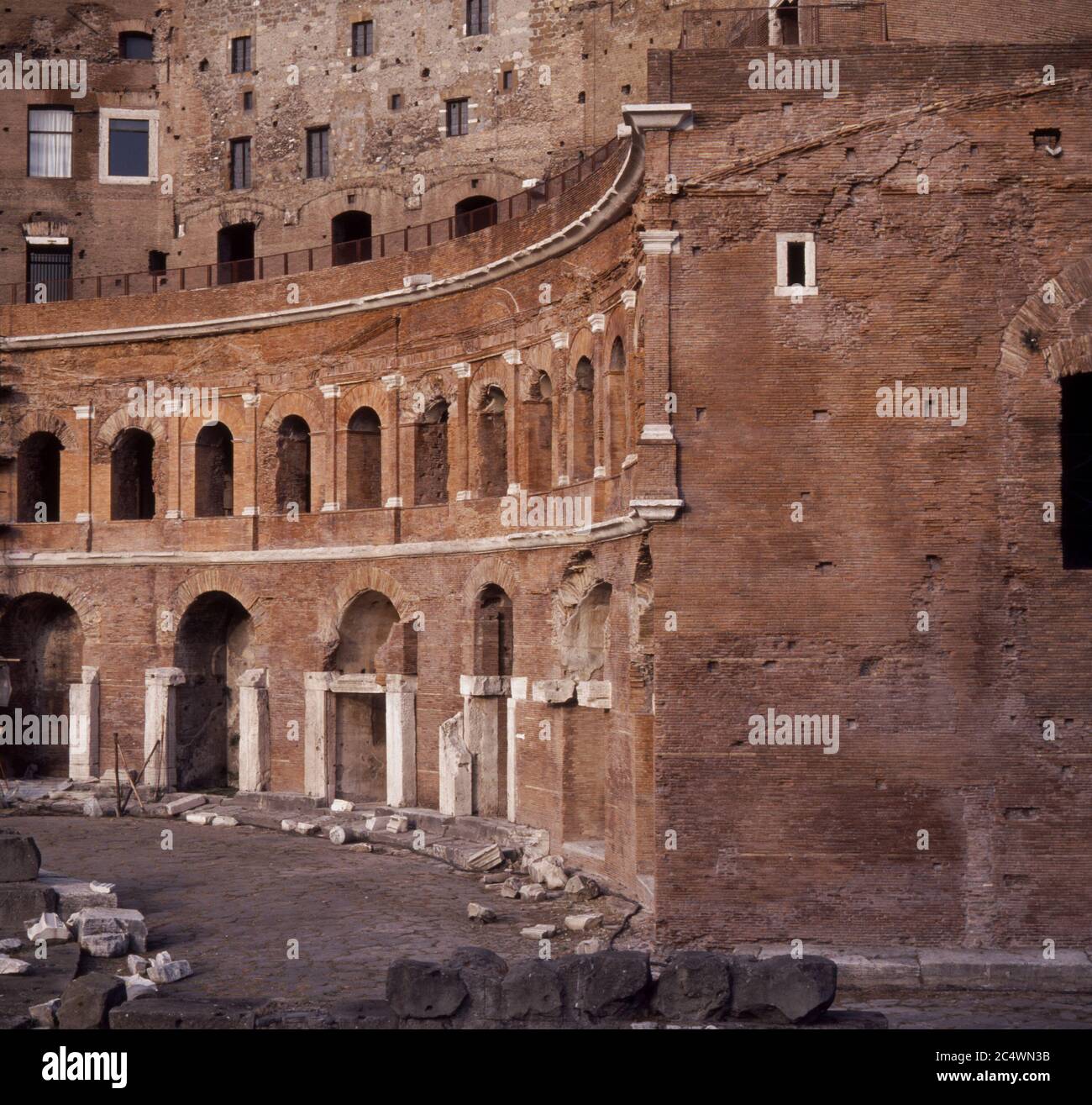 Ancient rome market square hi-res stock photography and images - Alamy
